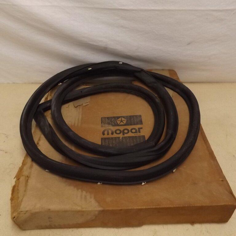 Weatherstrip on Rear Door# 3875446 - RH - F - Body - Aspen - Volare ...