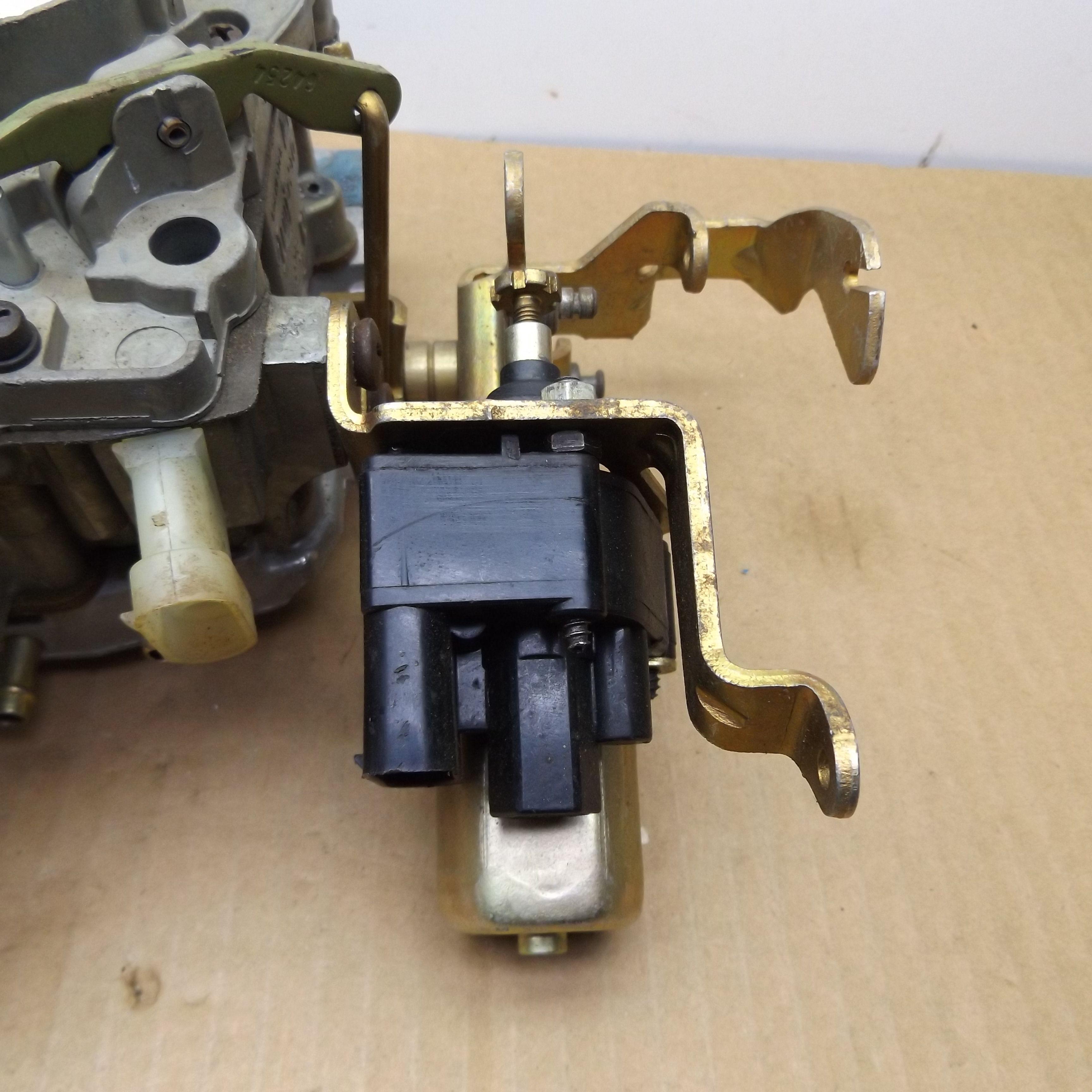 Carburetor Rochester Dualjet 210# 17082182 - Pontiac 231 / Chevrolet 3. ...