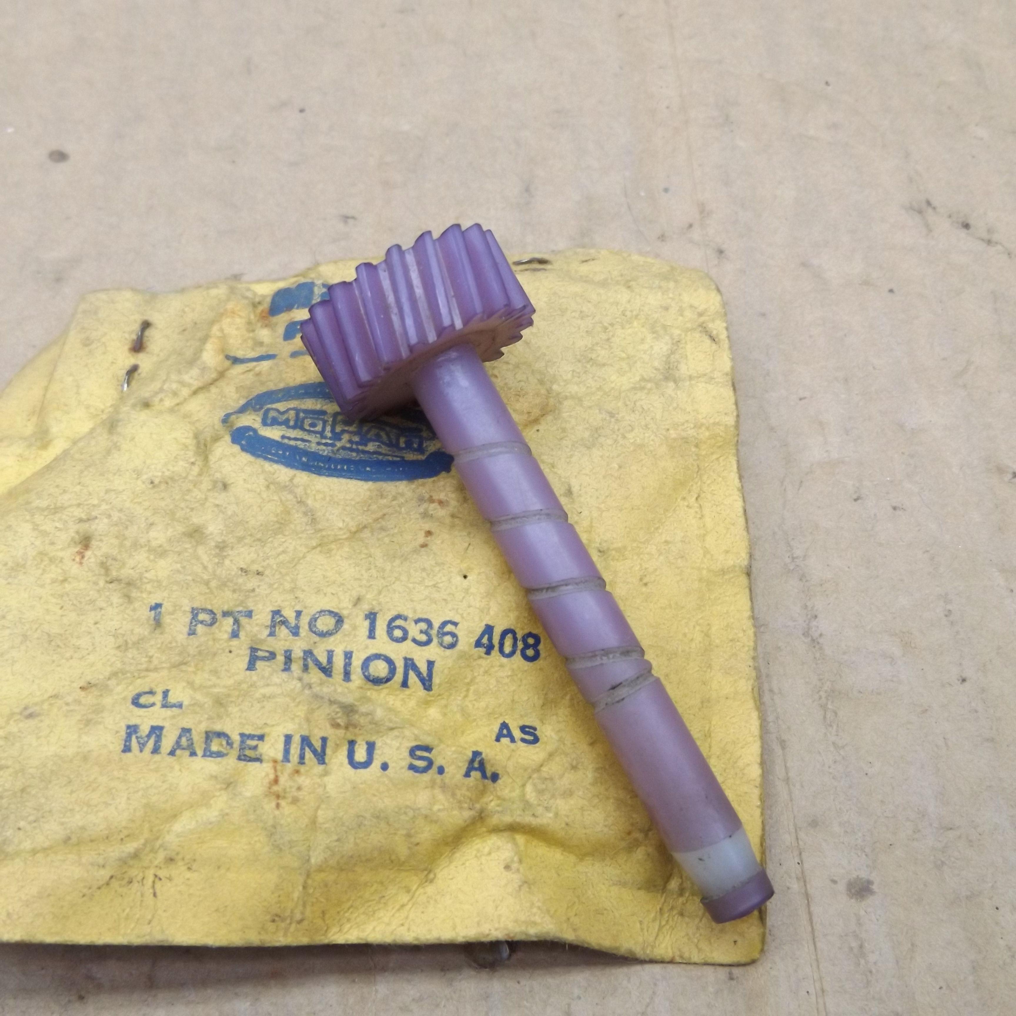 Speedometer Pinion# 1636408 - 19 Tooth - V8 - 3 Speed Automatic - 1956 ...