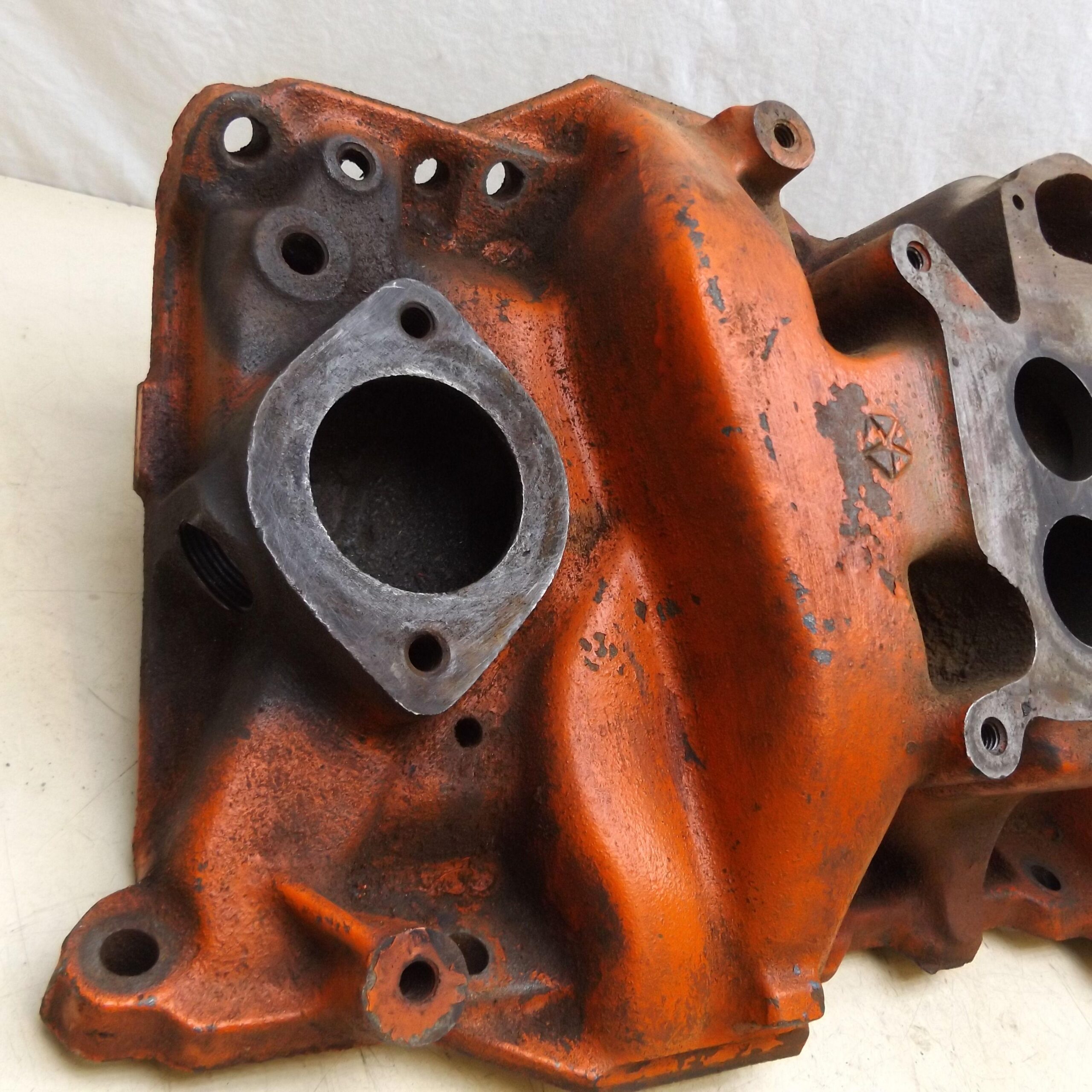Intake Manifold Casting# 3462848 - Date 10-20-69 - A - E - Body - 340-4 ...