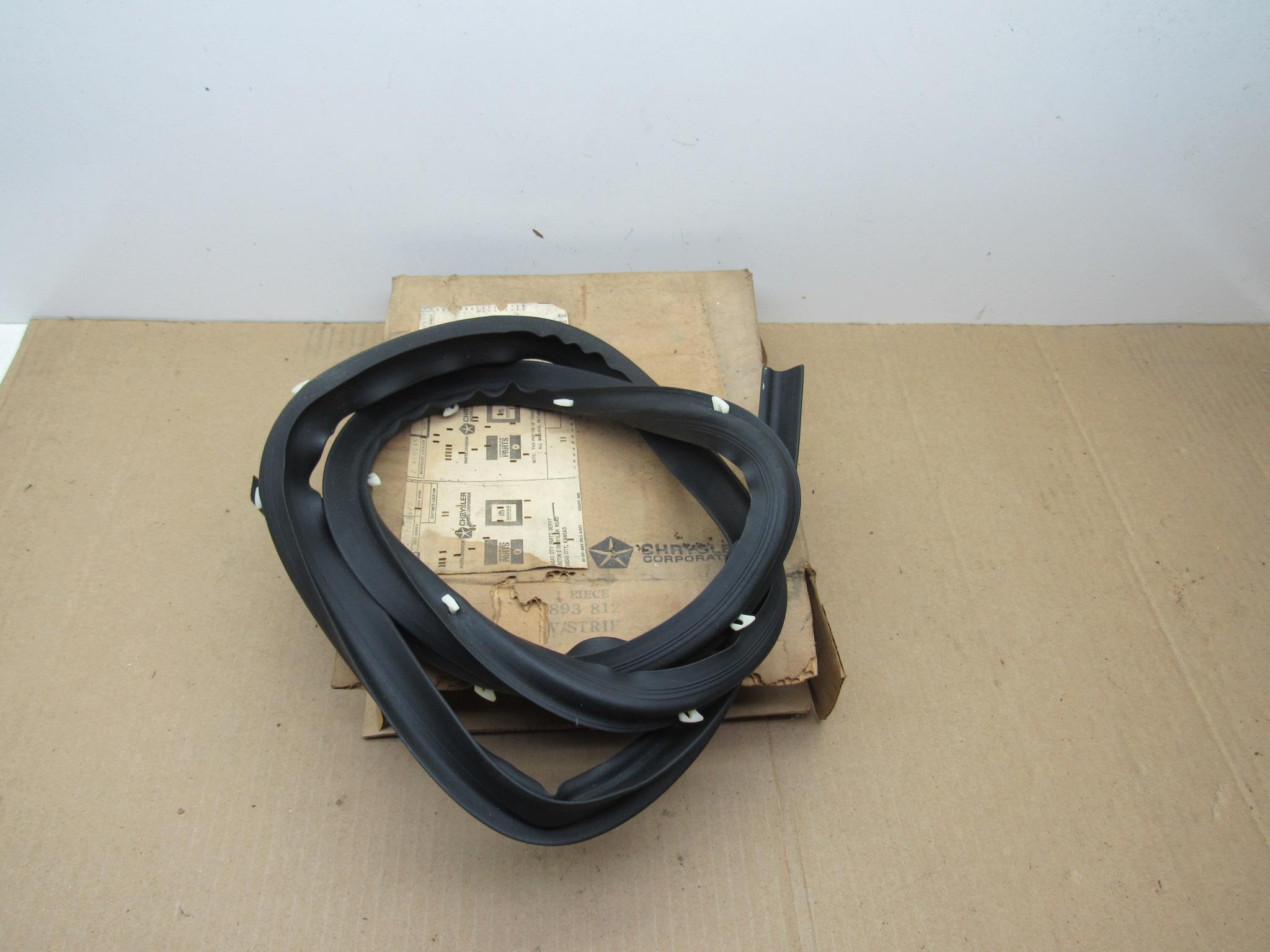 Weatherstrip On Rear Door# 2893812 - RH - C - Body - Chrysler - 4 Door ...