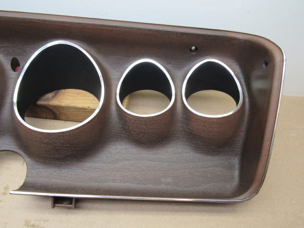 Instrument Cluster Bezel# 3592685 - W/Rallye Panel - W/O Radio - B ...