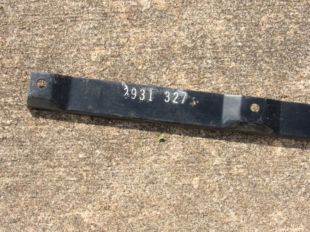 Front Bumper Upper Closure# 2931327 - Chrysler Newport - 1969 - NOS ...